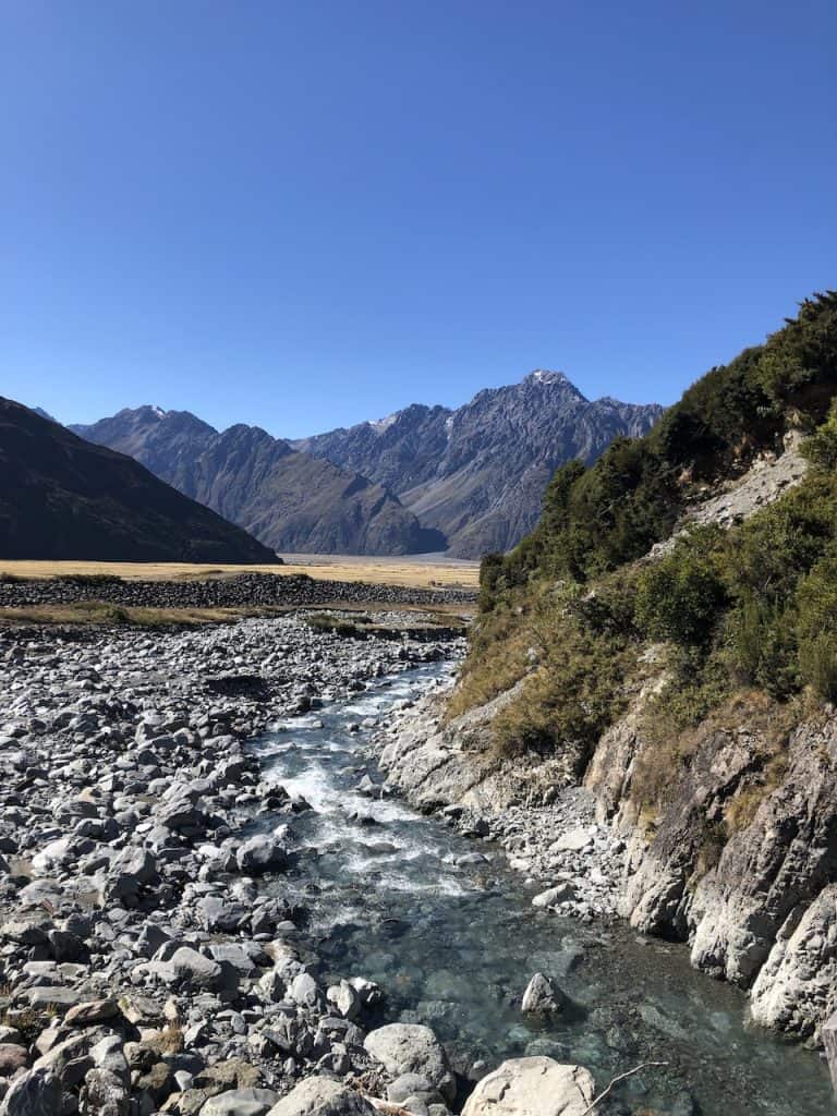 A Helpful Guide to the Red Tarns Track of Mount Cook National Park