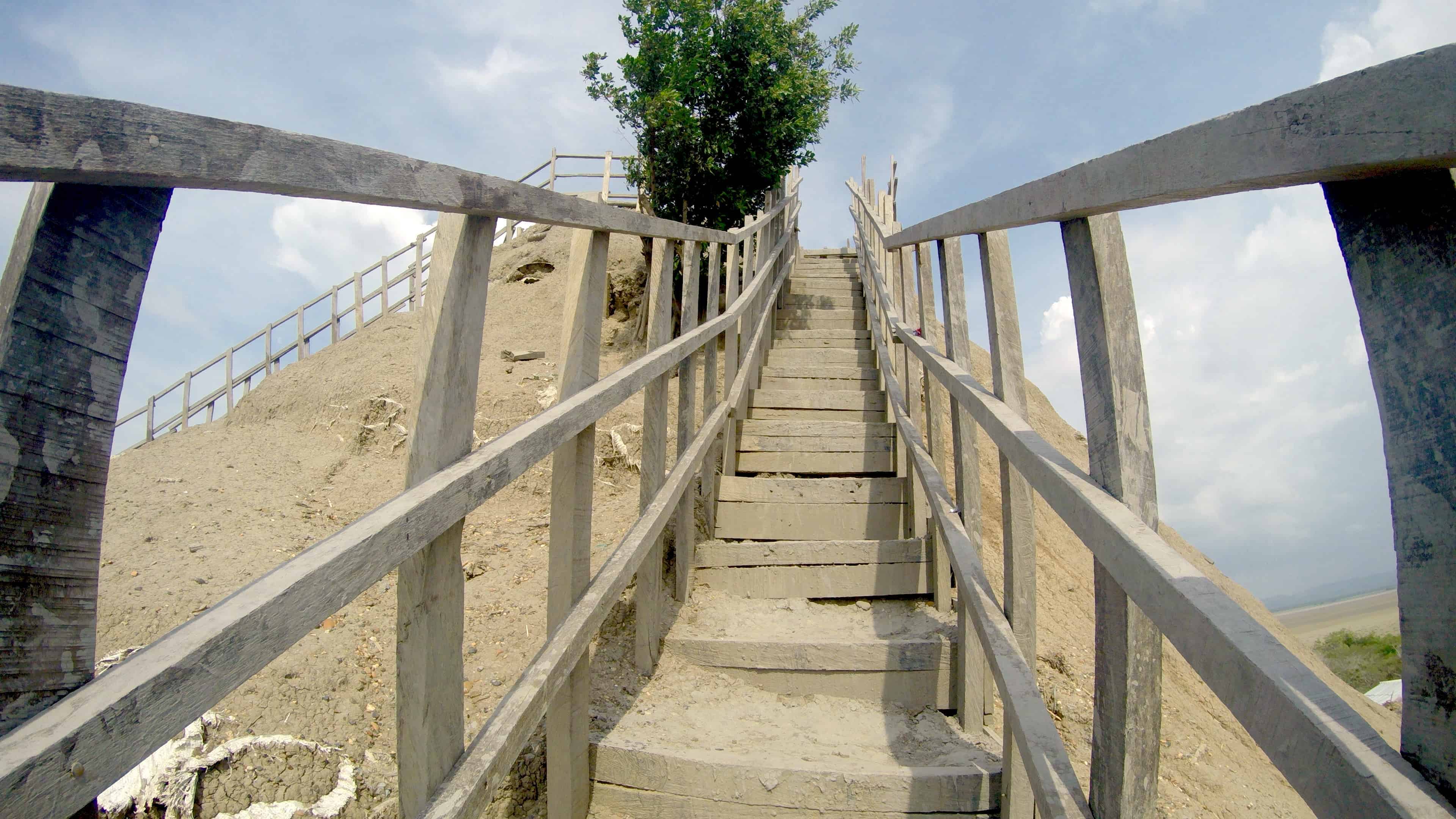 The El Totumo Mud Volcano of Cartagena (Complete Guide & Tour Info)