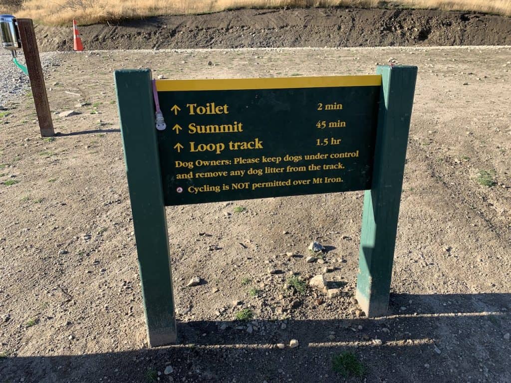 Hiking the Mount Iron Track of Wanaka | Mt Iron Wanaka Walk