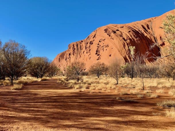 The Uluru Base Walk | COMPLETE Guide to Walk Around Uluru
