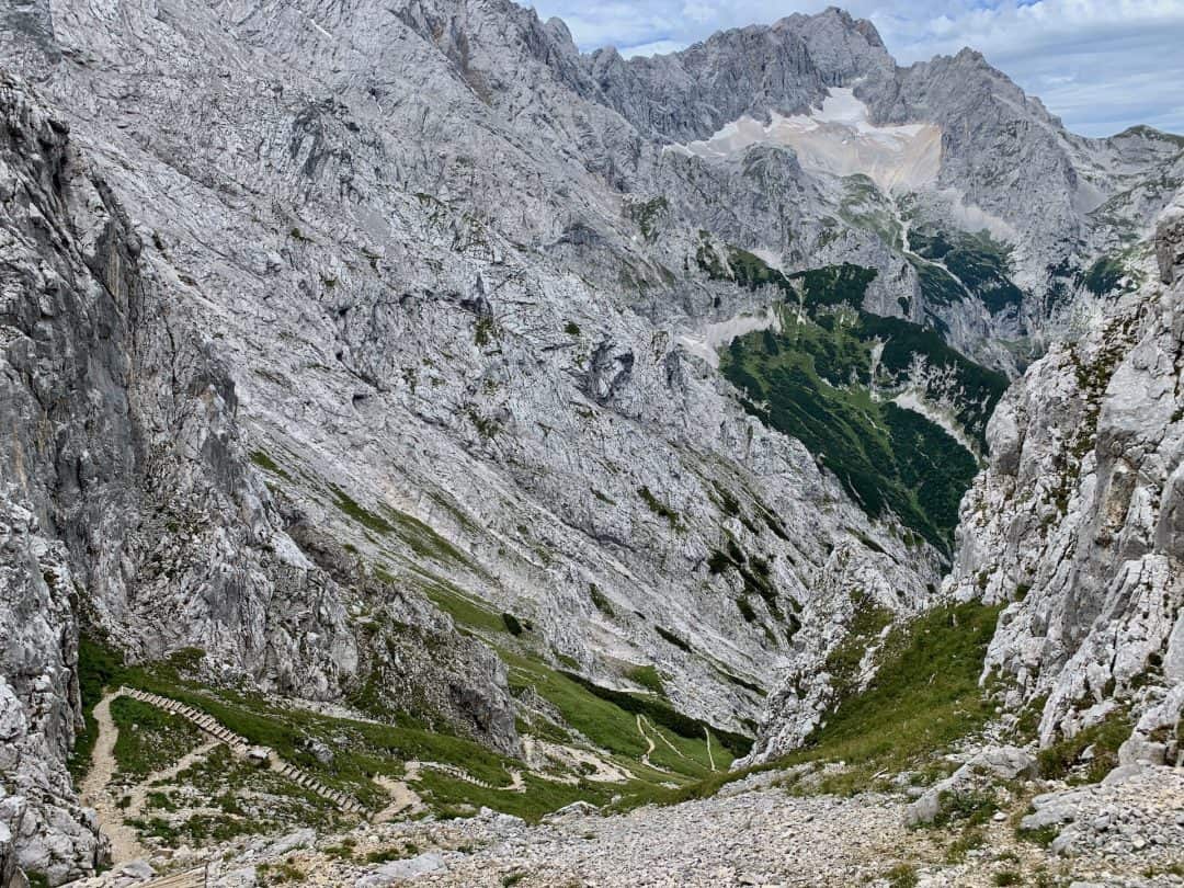 Alpspitze Hiking Guide | Osterfelderkopf - Rinderscharte – Höllentalklamm