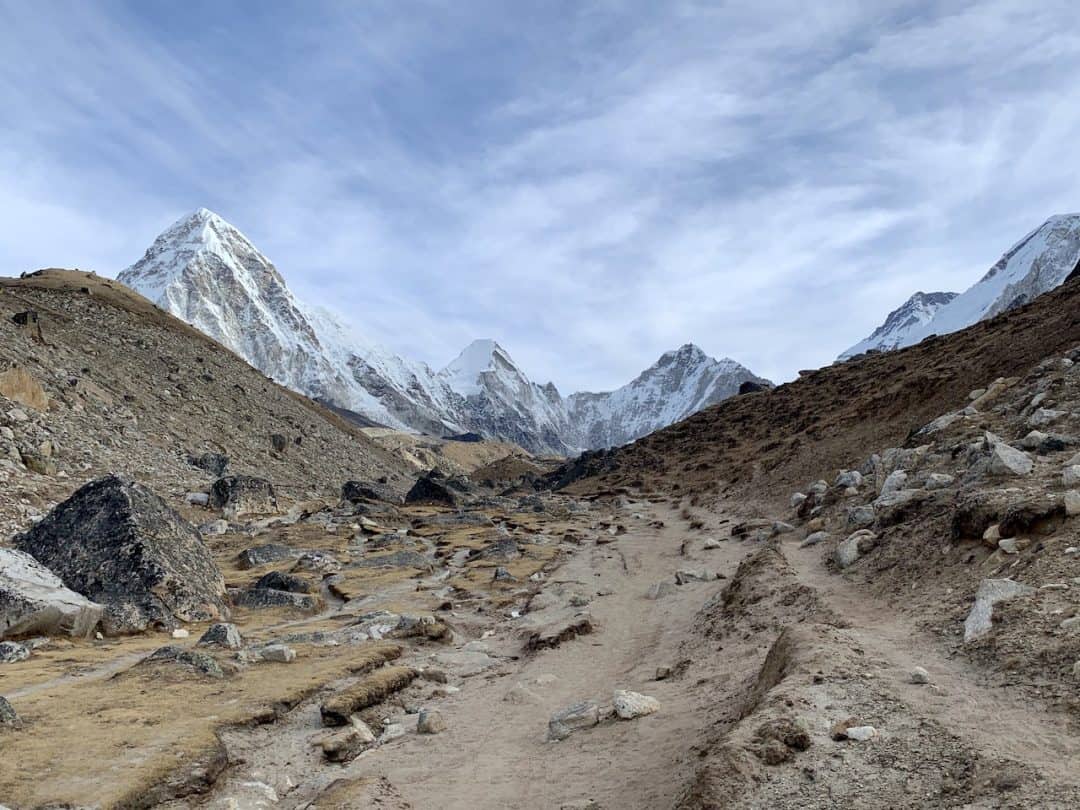 Lobuche to Gorak Shep Trekking Guide | Distance, Elevation, Time & Map