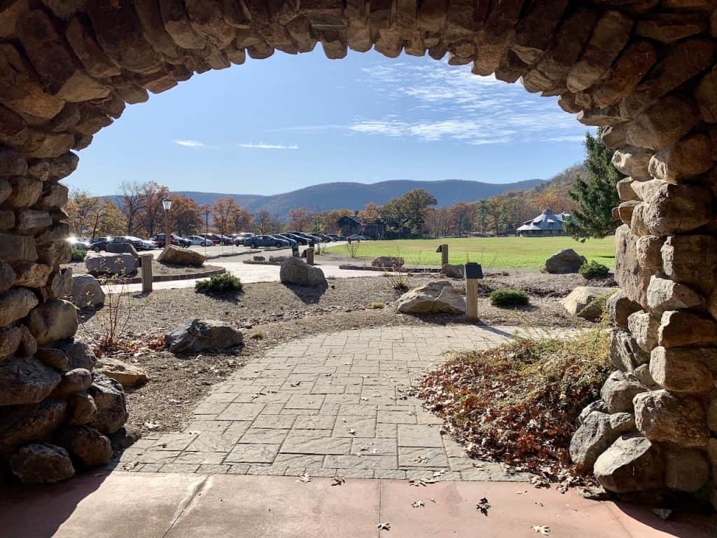 A Bear Mountain Hiking Guide | Major Welch & Appalachian Loop Trail