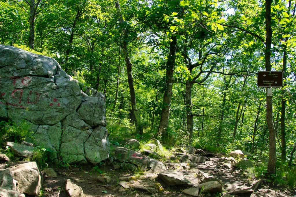 The SCENIC Breakneck Ridge Hike of the Hudson Valley | Guide + Map