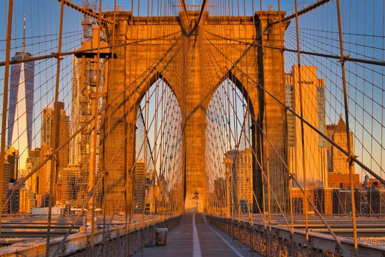 How to Enjoy a Brooklyn Bridge Sunrise Experience | Walk, Photos & Tips