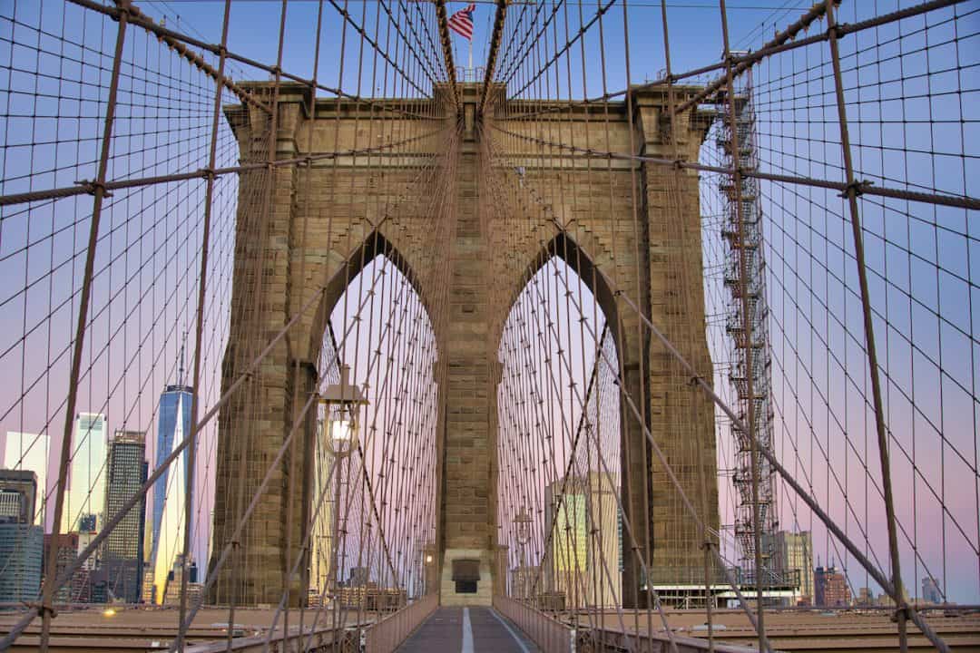 How to Enjoy a Brooklyn Bridge Sunrise Experience | Walk, Photos & Tips