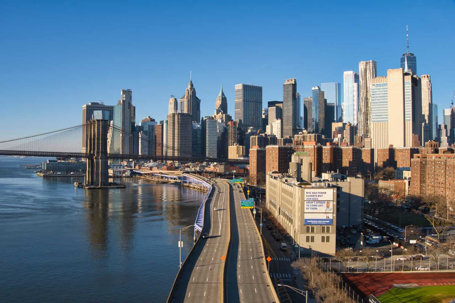 Walking the Manhattan Bridge Pedestrian Path – Helpful Guide & Map