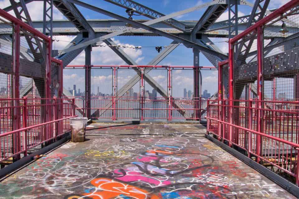 Williamsburg Bridge Walk Guide | Walking Across the Pedestrian Pathway