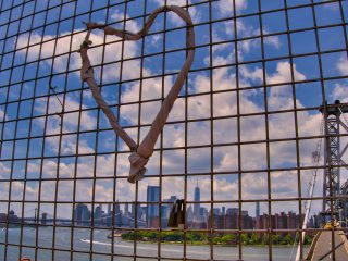 Williamsburg Bridge Walk Guide | Walking Across the Pedestrian Pathway