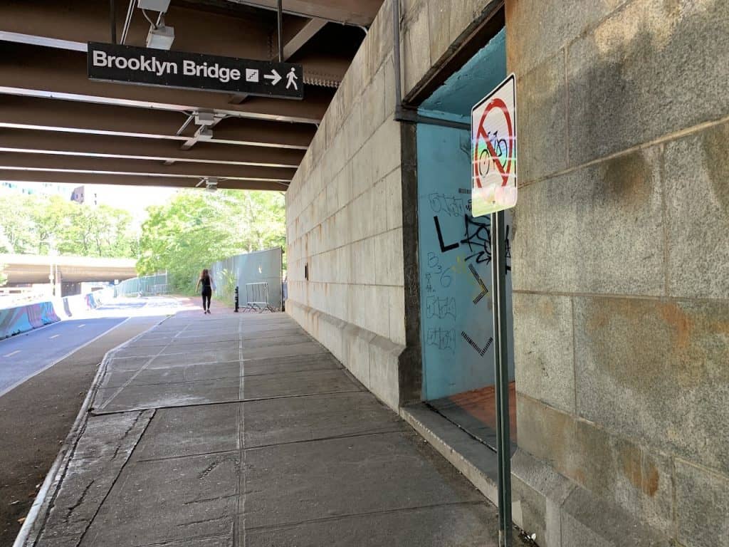 Where to Find the Brooklyn Bridge Pedestrian Entrance on BOTH Sides