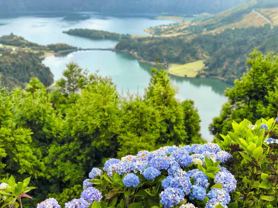 How to Visit Miradouro Da Vista Do Rei of Sao Miguel Azores | TripTins