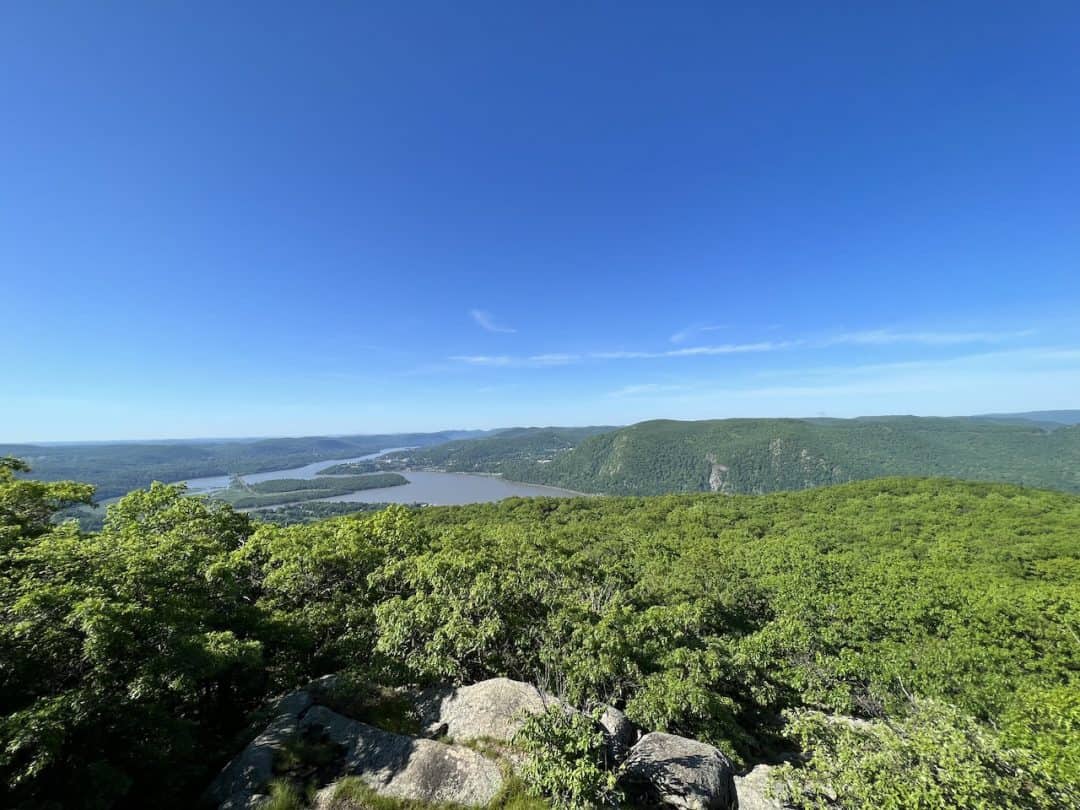 The STUNNING Bull Hill Full Loop Hike | Mount Taurus Trail in Cold Spring