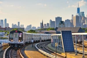 How to Get to the Brooklyn Bridge | Walkway Directions | TripTins