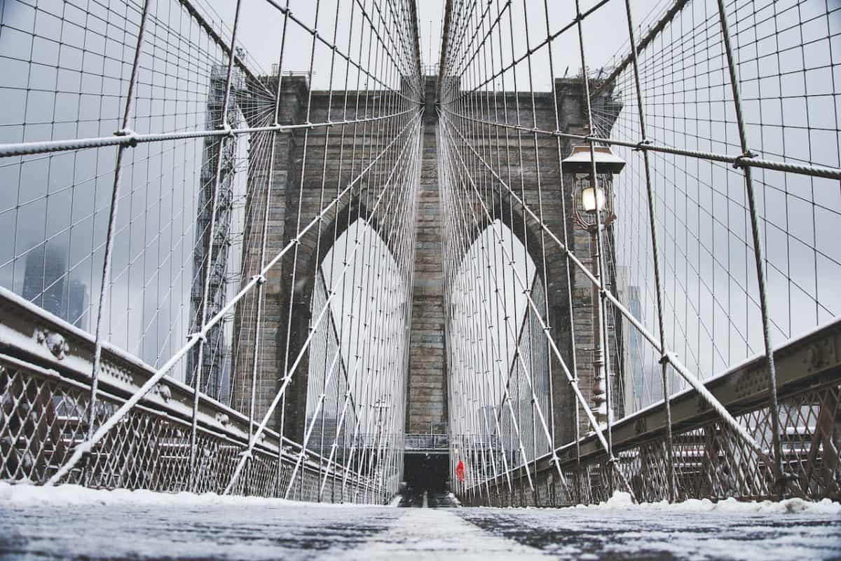 The Brooklyn Bridge in Winter | Brooklyn Bridge Snow Photos