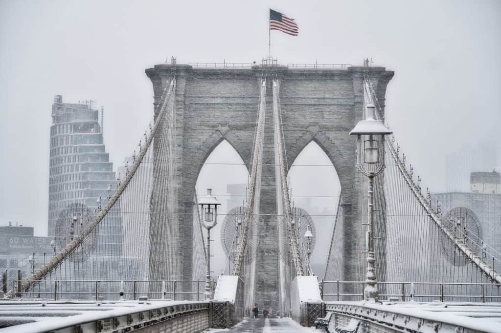 The Brooklyn Bridge in Winter | Brooklyn Bridge Snow Photos