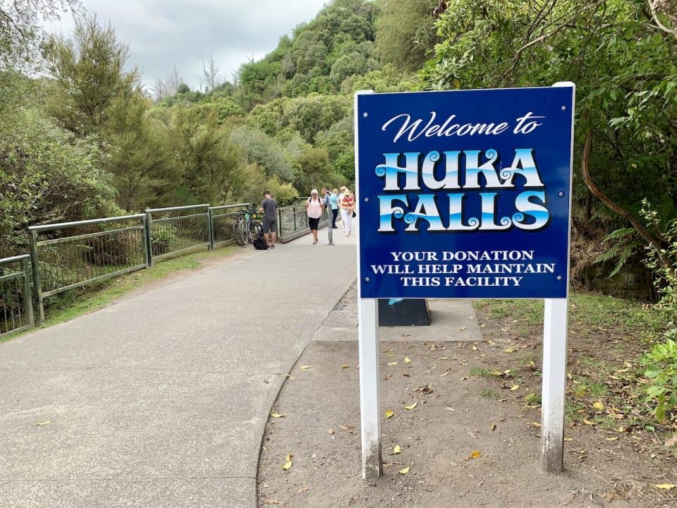 The Huka Falls Walk & Huka Falls Lookout of Taupo, NZ | TripTins