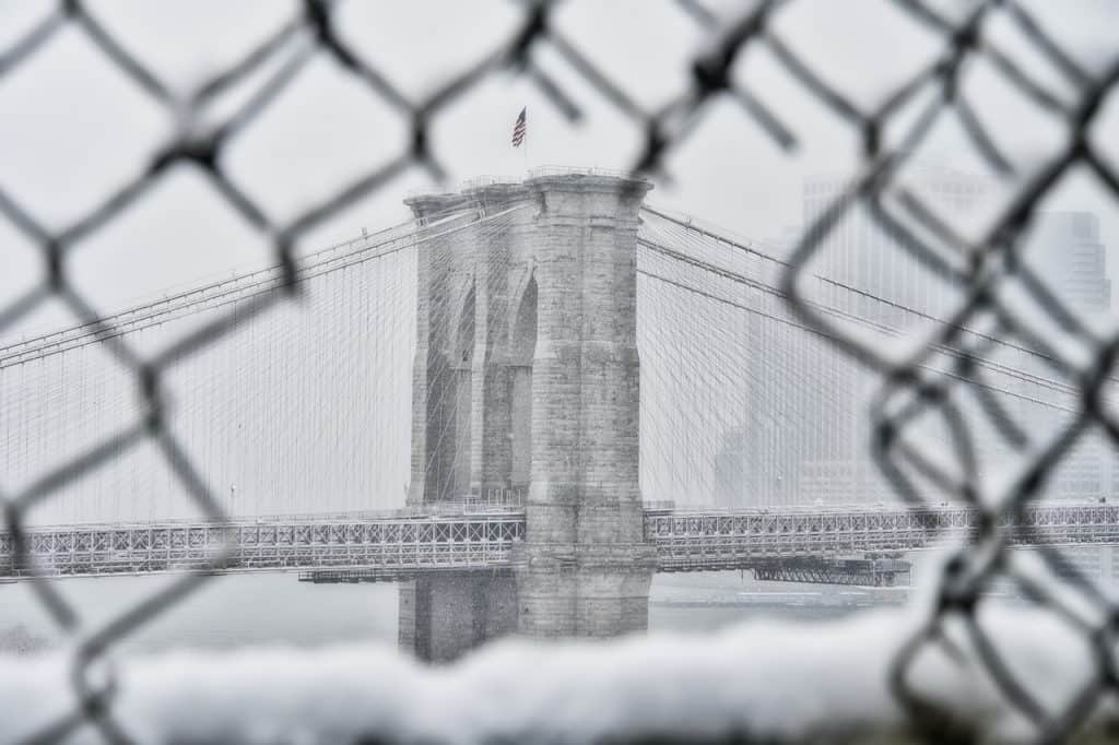 The Brooklyn Bridge in Winter | Brooklyn Bridge Snow Photos