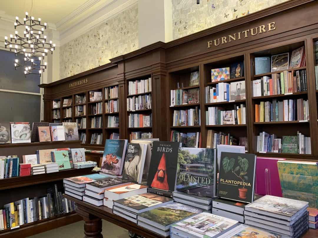 16 LOVELY Bookstores in Manhattan to Visit | Best NYC Bookstores
