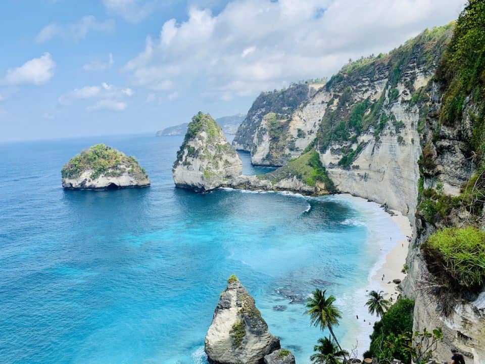 250+ Catchy Short Travel Quotes for Instagram Captions | TripTins