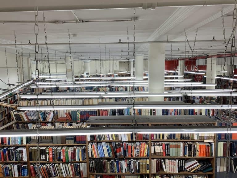 16 LOVELY Bookstores in Manhattan to Visit | Best NYC Bookstores