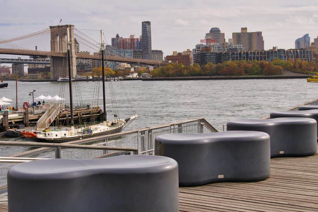 Where to Find the BEST Views of the Brooklyn Bridge (by a Local!)