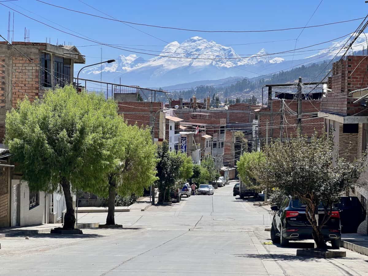 HUARAZ, PERU Complete Guide | Trekking, Day Hikes, City & More