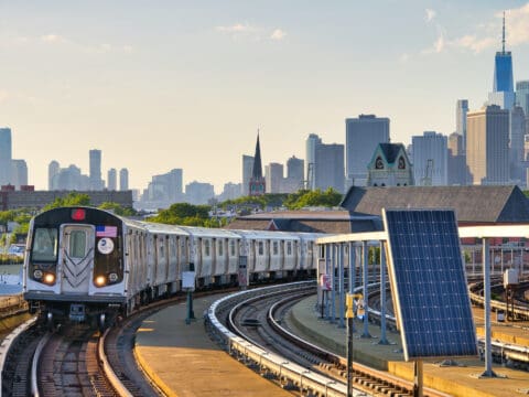 How to Get From the Airport to NYC (LaGuardia, JFK & Newark)