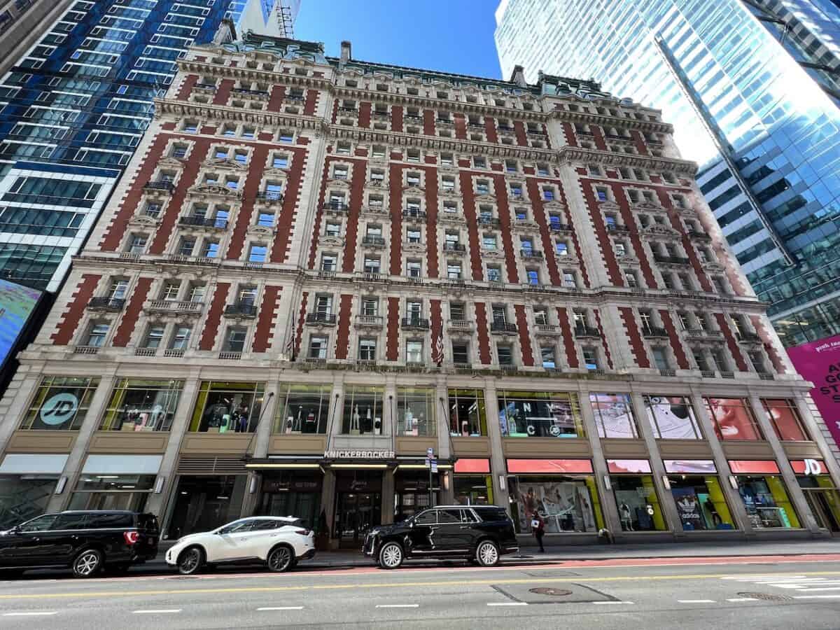 The 12 BEST Hotels in Times Square with a View (Where to Stay)