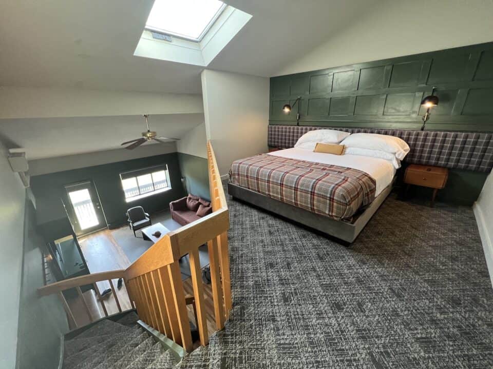 Kaaterskill Falls Complete Guide (Hike, Views, Map & More!)