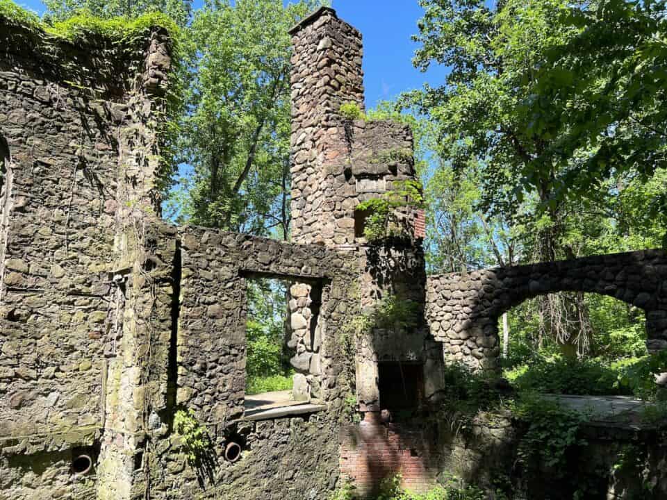 Hiking the Cornish Estate Trail of the Hudson Valley (Cold Spring, NY)