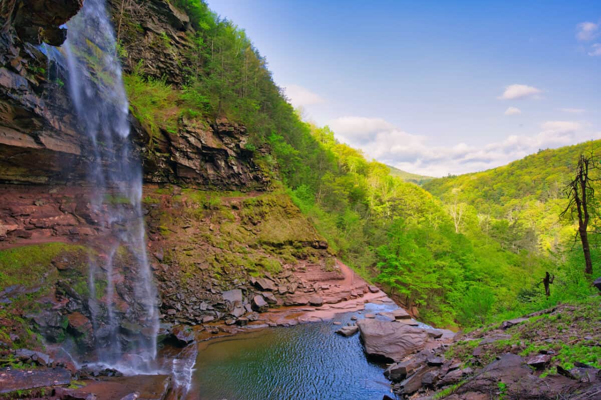 Kaaterskill Falls Complete Guide (Hike, Views, Map & More!)