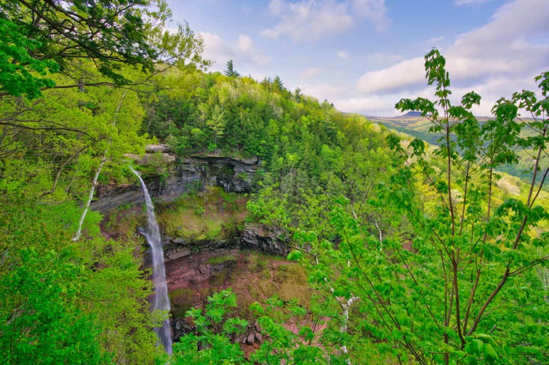 Kaaterskill Falls Complete Guide (Hike, Views, Map & More!)