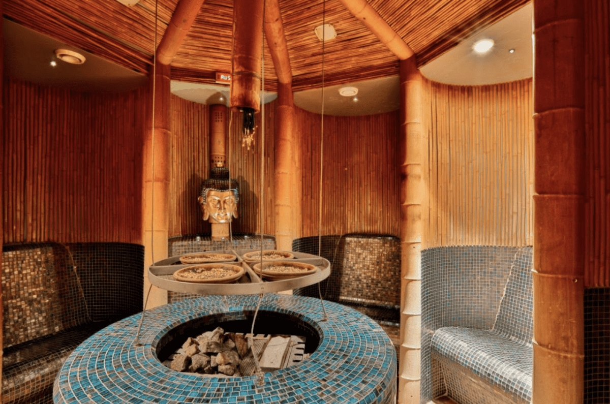 Best 13 Switzerland Spa Hotels (Pools, Treatments, Wellness, & More)