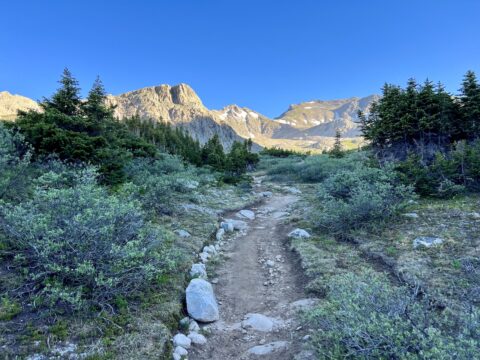 Mount Harvard Hike Complete Guide (Route, Map, Trailhead & More)
