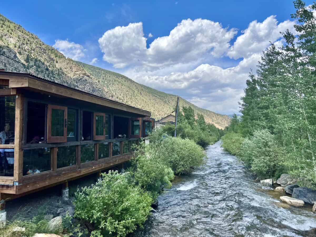 Hiking the Silver Dollar Lake Trail (with Murray Lake & Naylor Lake)