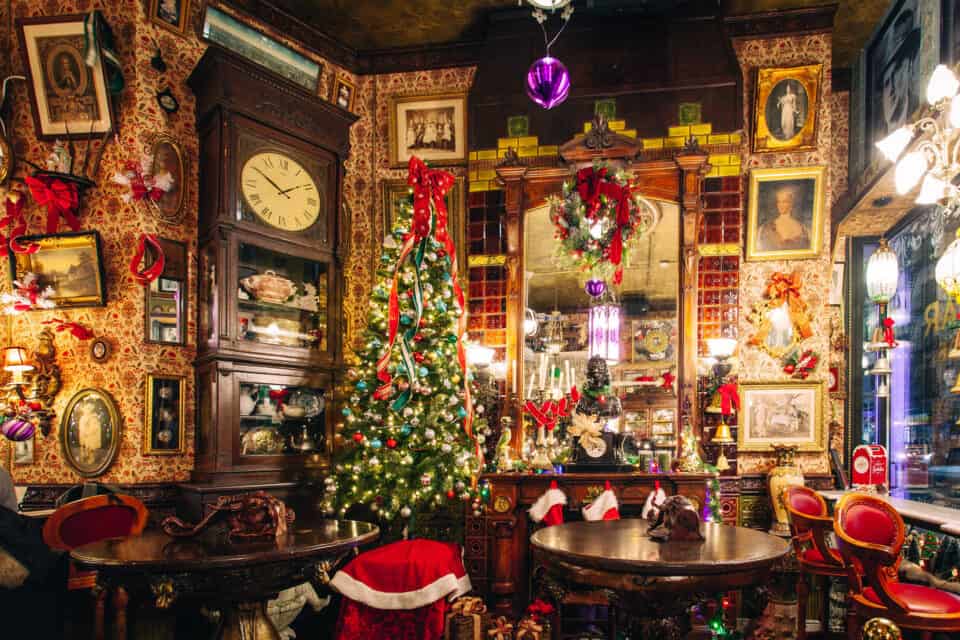 14 Best Christmas Restaurants in NYC (New York Holiday Themed Dining)