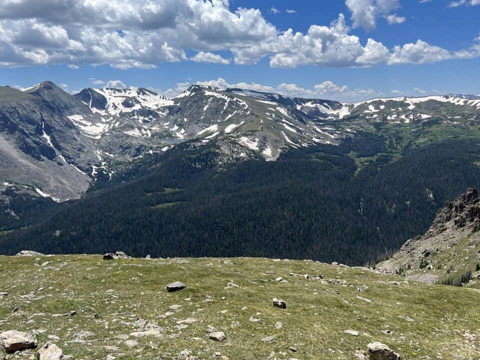 Trail Ridge Road RMNP Complete Guide (Views, Hikes, Map, & More)