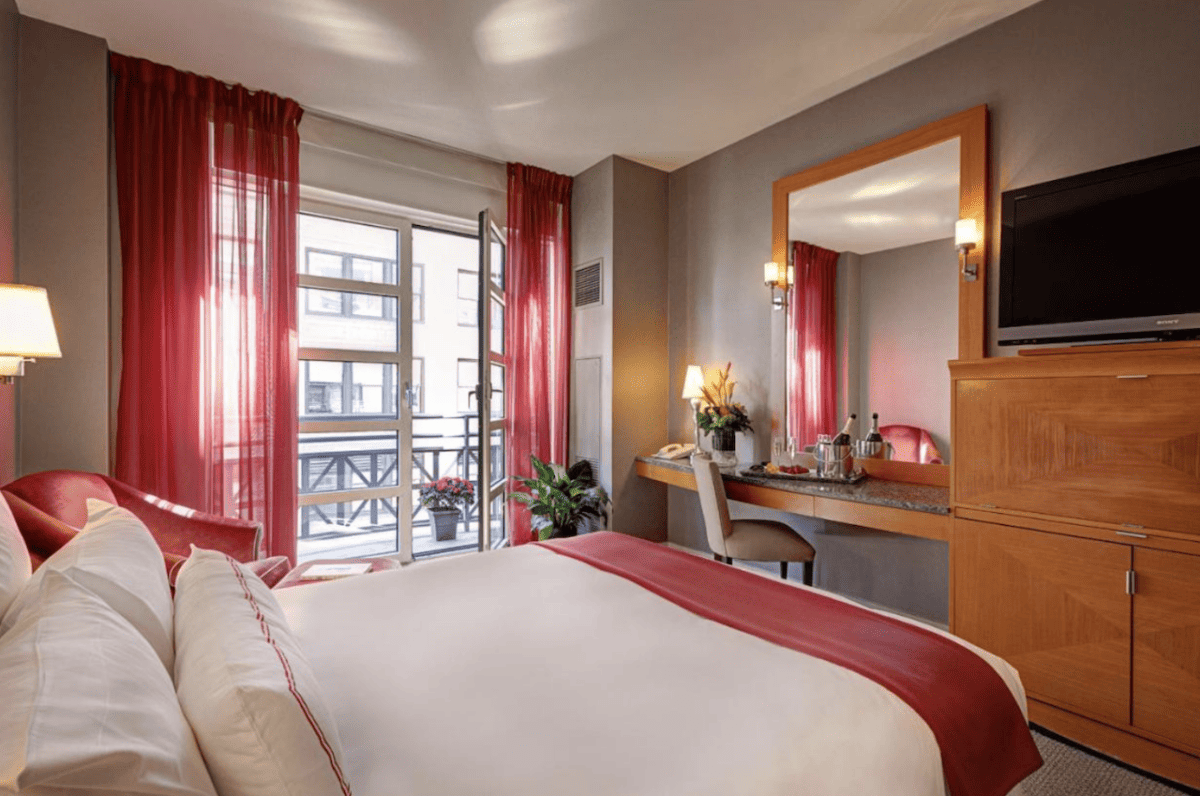 12 Best New York City Hotels with Balconies (NYC Local's List)